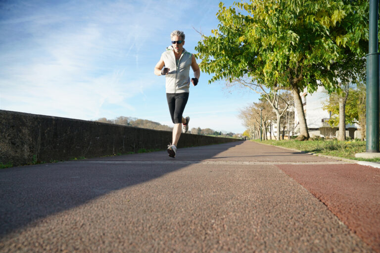 How Far Should You Be Able to Run Without Stopping? Distance sorted by age