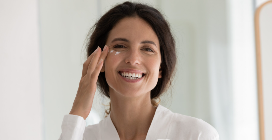 10 Easy Ways to Prevent Wrinkles – No Matter Your Age