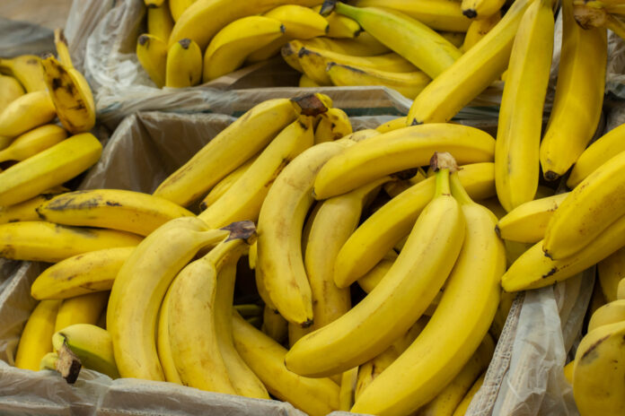 Health Myths: Do Bananas Make You Pee Less?