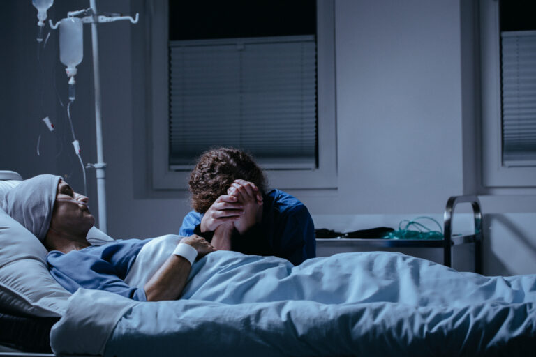 10 Things that Happen to Your Body When You’re Dying