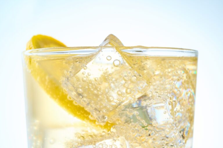 Lemon vs. lime: Which citrus fruit is healthier?